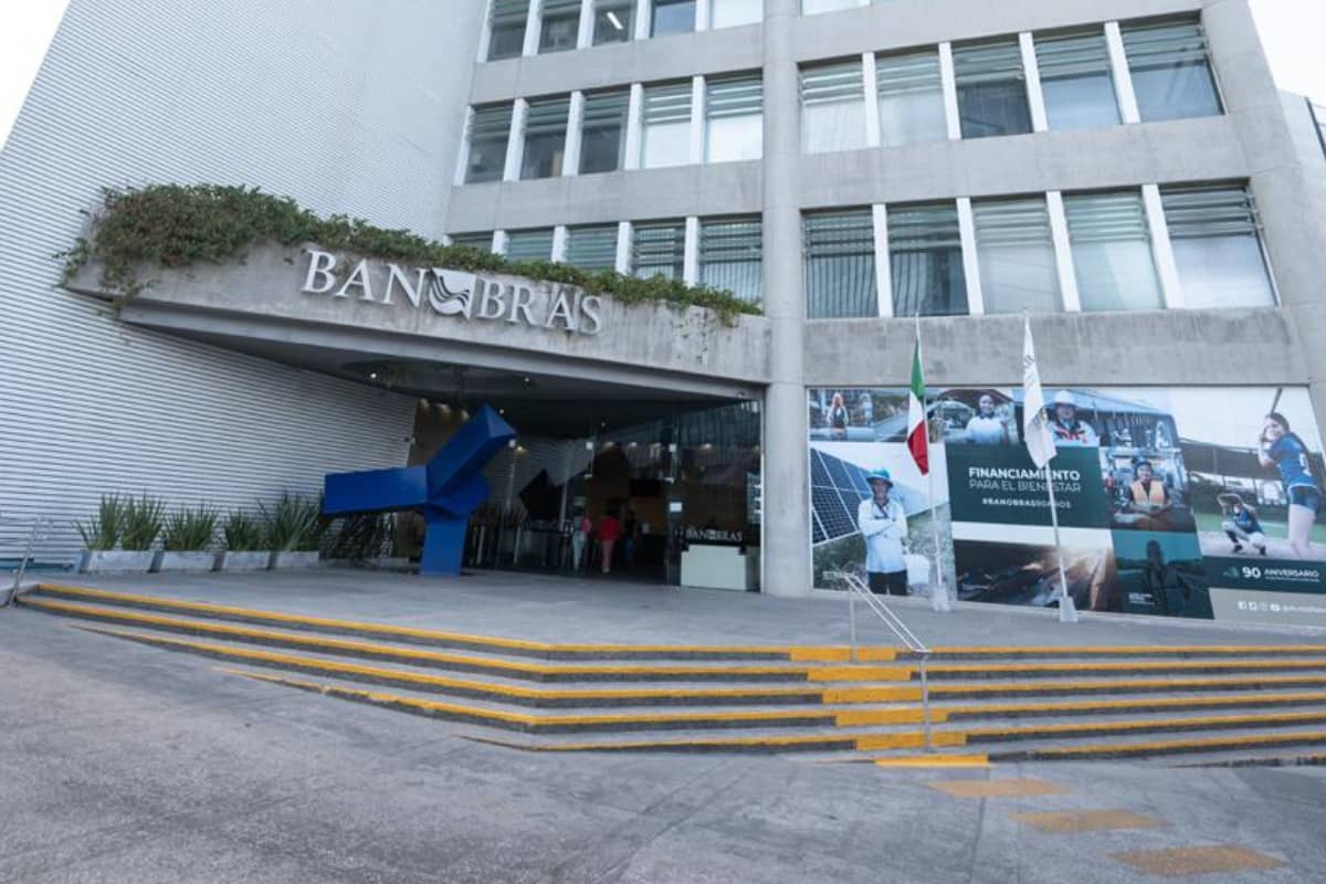 Banobras coloca 17 mil mdp en bonos y fortalece infraestructura